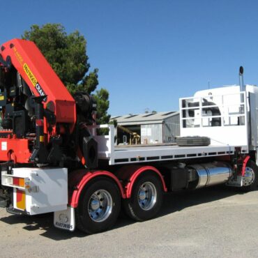 Road Dangers for HGV's and Avoiding Low Bridges - HGV Training Network